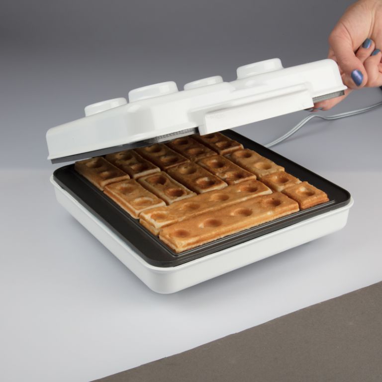 Play with your food with a building brick waffle maker - The Gadgeteer