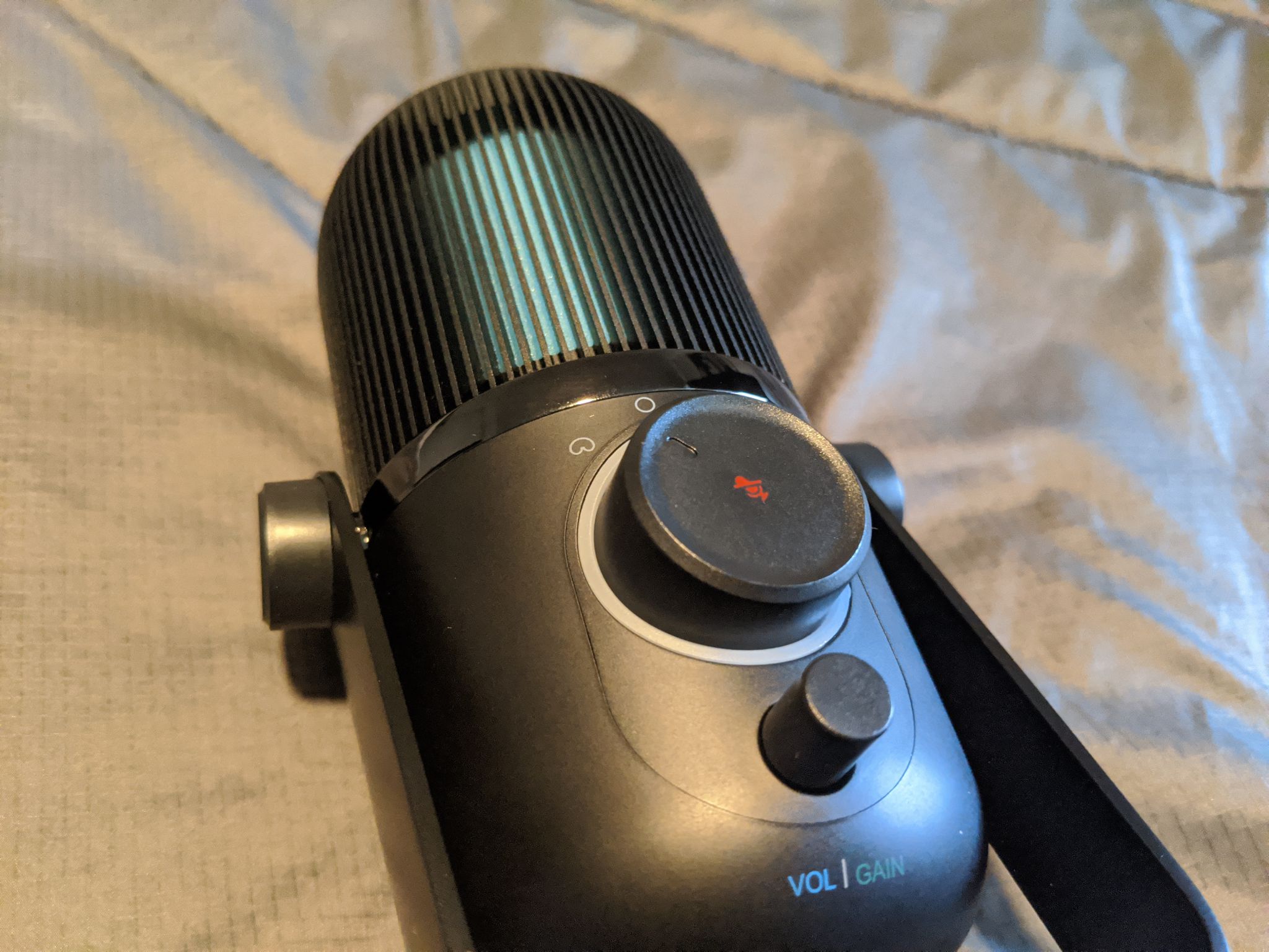 JLAB Audio Talk USB Microphone review - The Gadgeteer