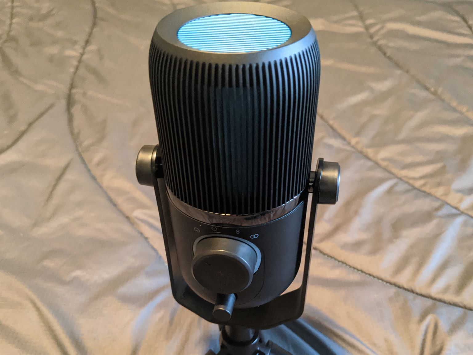 JLAB Audio Talk USB Microphone review - The Gadgeteer