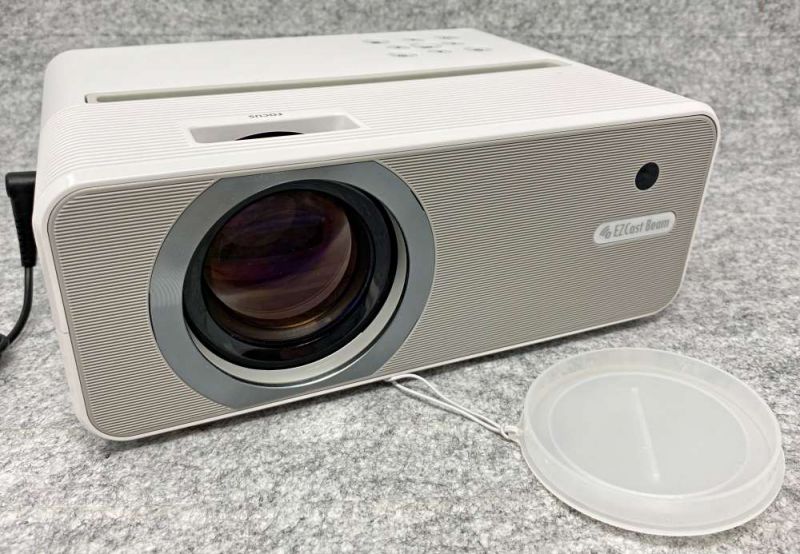 EZCast Beam V3 Projector review - Magic in a box? - The Gadgeteer