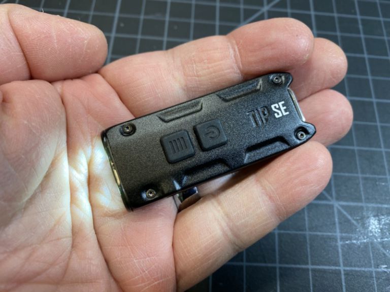Nitecore TIP SE Dual-Core keychain EDC flashlight review - The Gadgeteer