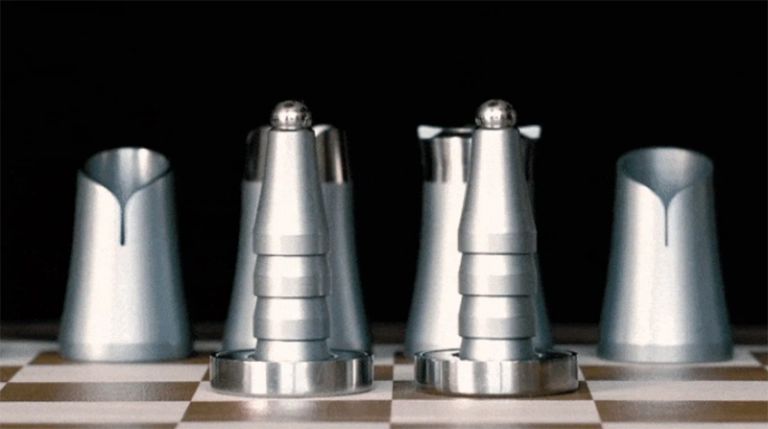 Chess meets Russian nesting dolls with the Crownes chess set - The ...