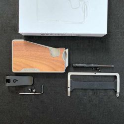 Fantom R10 minimalist card wallet review - Fan out your cards with a ...