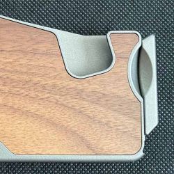 Fantom R10 minimalist card wallet review - Fan out your cards with a ...