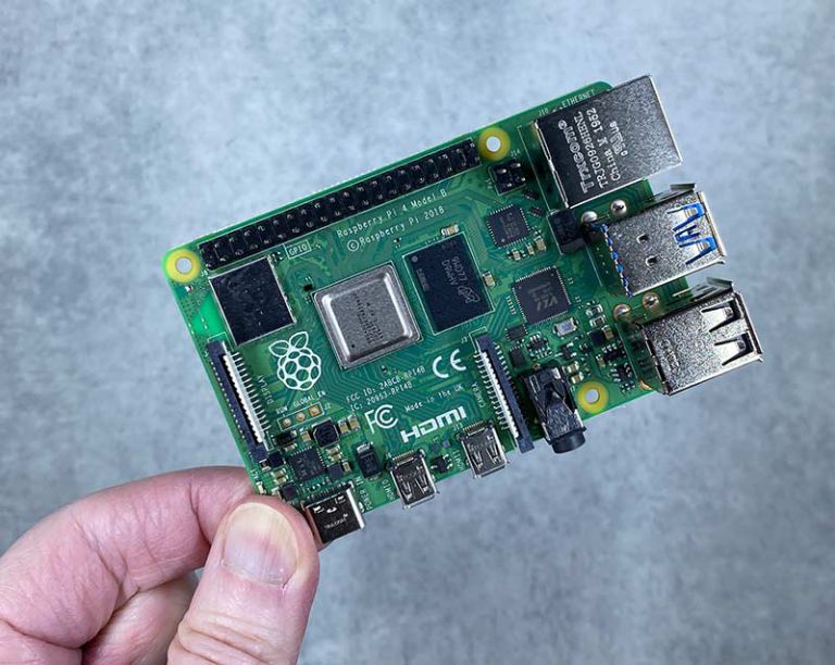 Dakboard smart display review - Build a DIY always on wall display ...