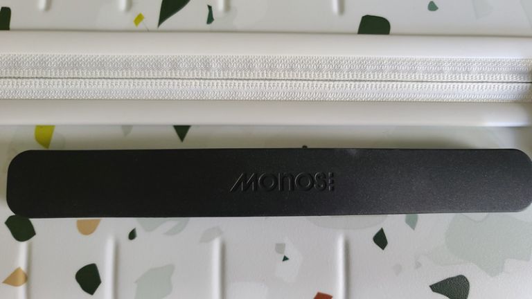 Monos Carry-On Pro suitcase review - The Gadgeteer