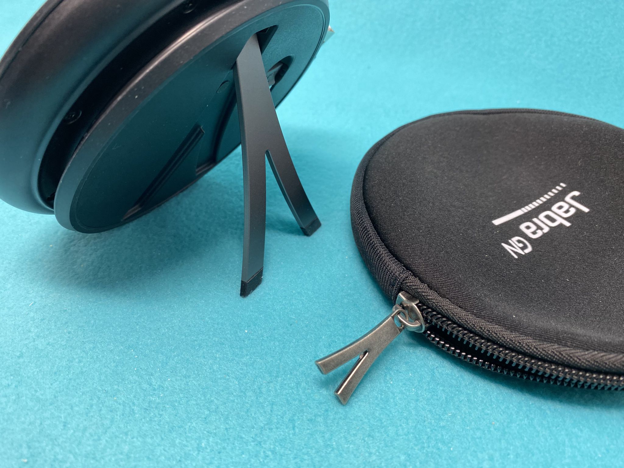 Jabra Speak 750 conference call speaker review - The Gadgeteer