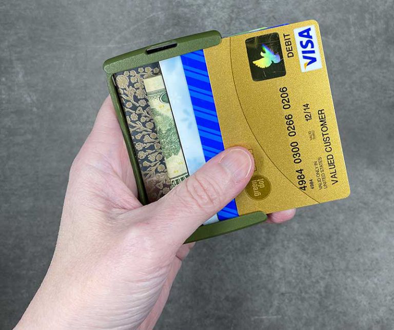 AKEENi XSTO minimalist wallet review - I found my new favorite wallet ...