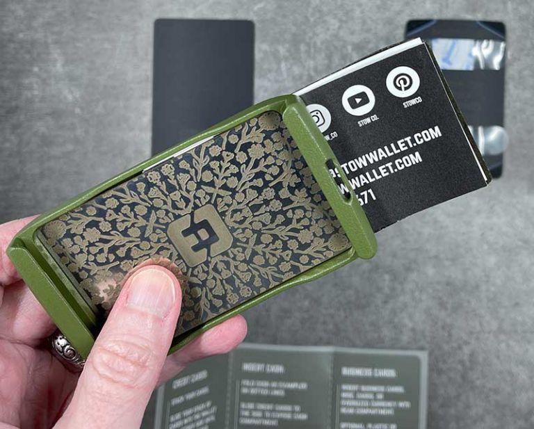 AKEENi XSTO minimalist wallet review - I found my new favorite wallet ...
