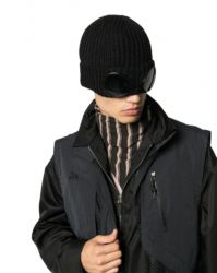 Flaunt your 20/20 fashion sense with a 4 Eyed beanie - The Gadgeteer