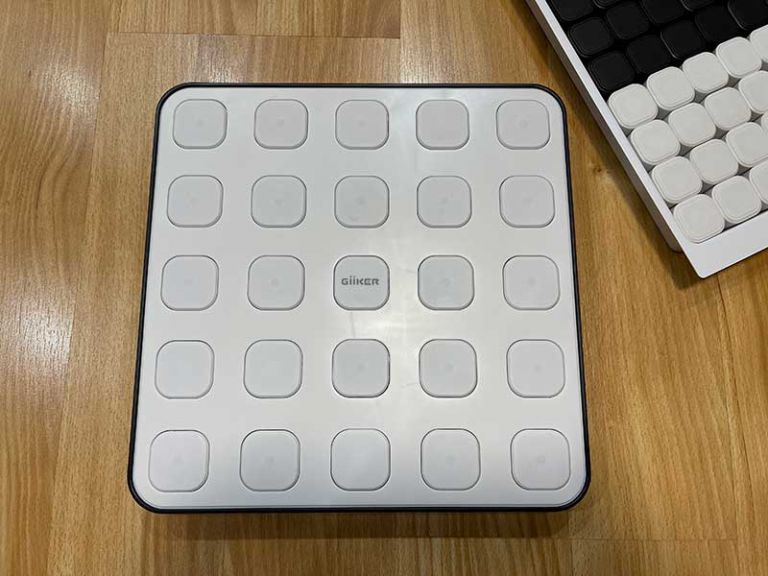 GiiKER Connected Smart Four game review - The Gadgeteer