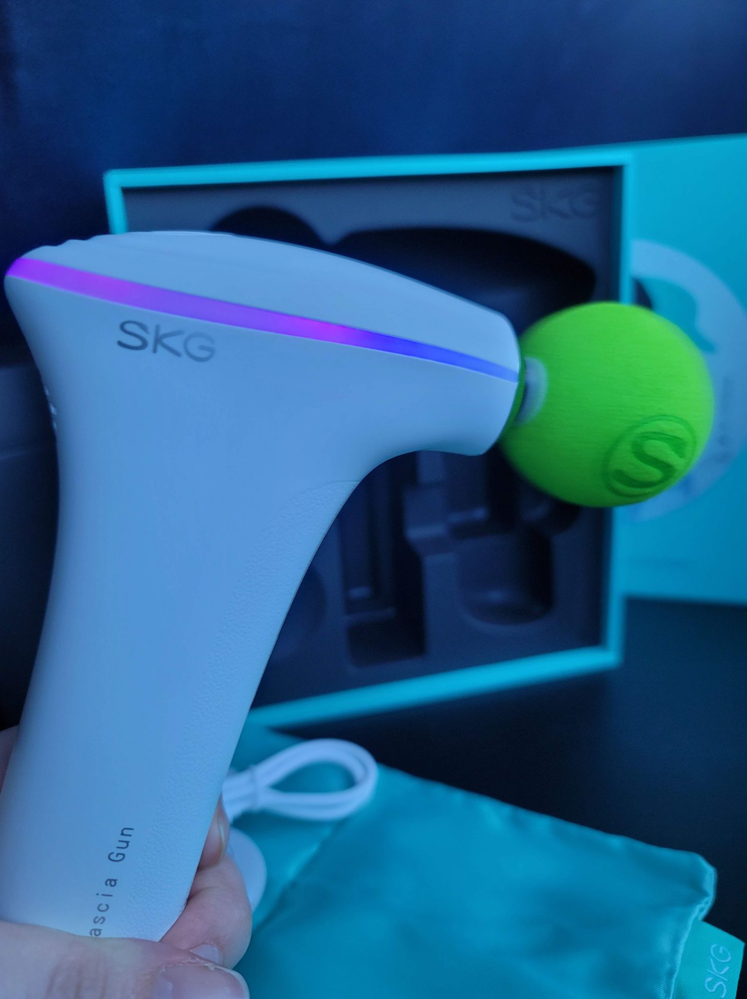 SKG F5 Mini Massage Gun Review - The Gadgeteer