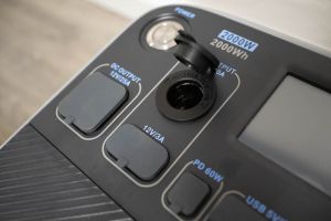 Bluetti AC200P 2000Wh/2000W Portable Power Station review - all the ...