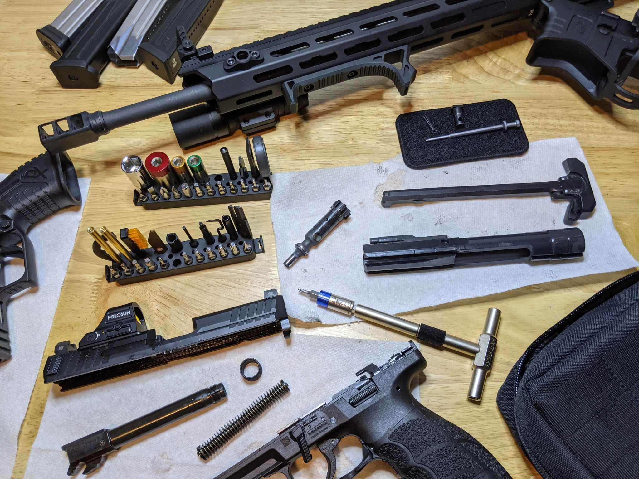 Fix It Sticks – The Works Gun Field Maintenance Kit review – The Gadgeteer