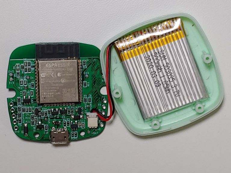 imagiLabs imagiCharm review - A programmable charm for kids - The Gadgeteer