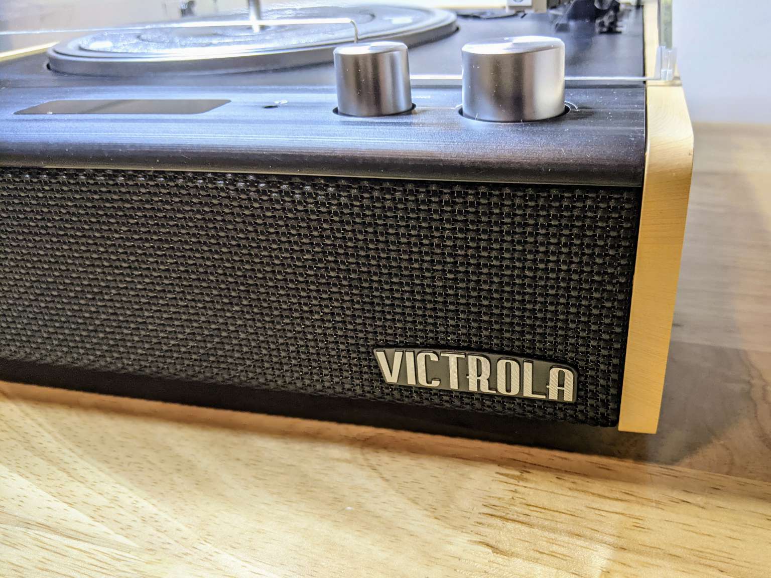 Victrola Eastwood Bluetooth Turntable review - The Gadgeteer