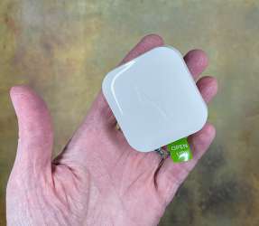 Upright Go 2 personal posture trainer review - Stops the slouch - The ...