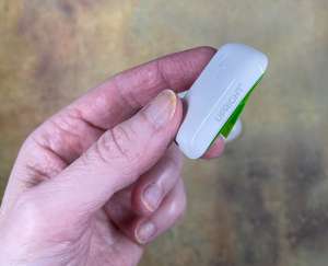 Upright Go 2 personal posture trainer review - Stops the slouch - The ...