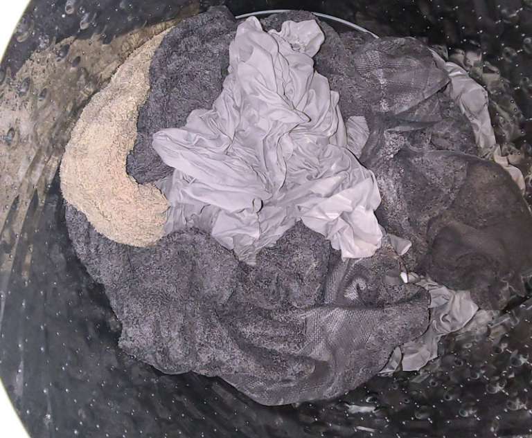 Wad-Free laundry bed sheet tangle preventer review - The Gadgeteer