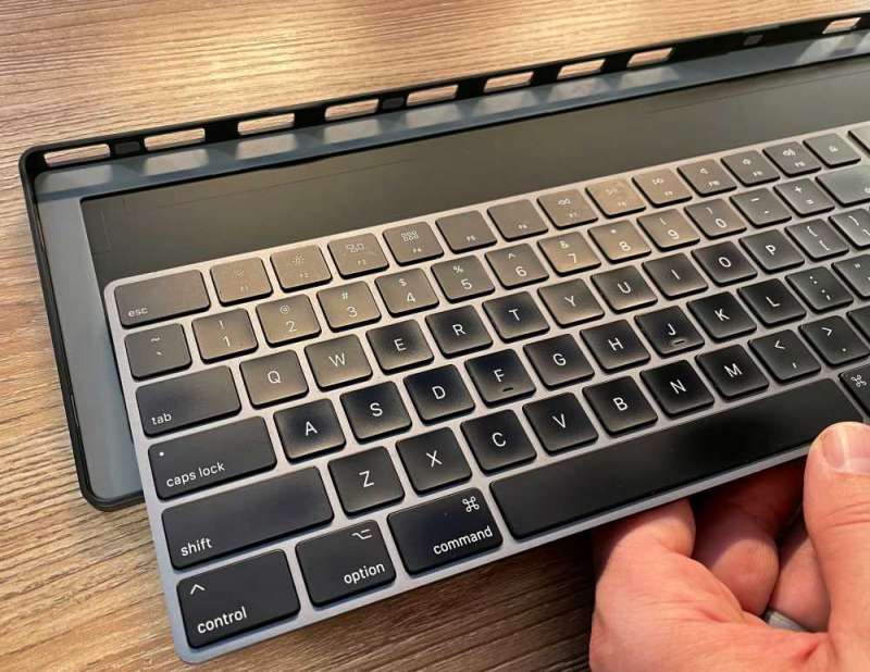 Twelve South MagicBridge Extended review - Connects Apple Magic ...