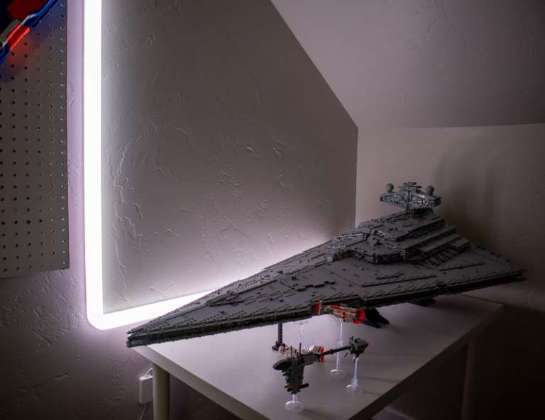 Govee Glide Wall Lights review - easy, bright, and neat! - The Gadgeteer