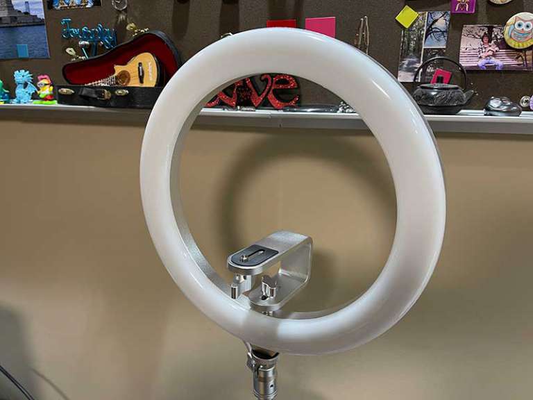 Kodak 10" Ring Light review - The Gadgeteer