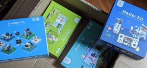 Crowbits STEM coding toy set review - The Gadgeteer