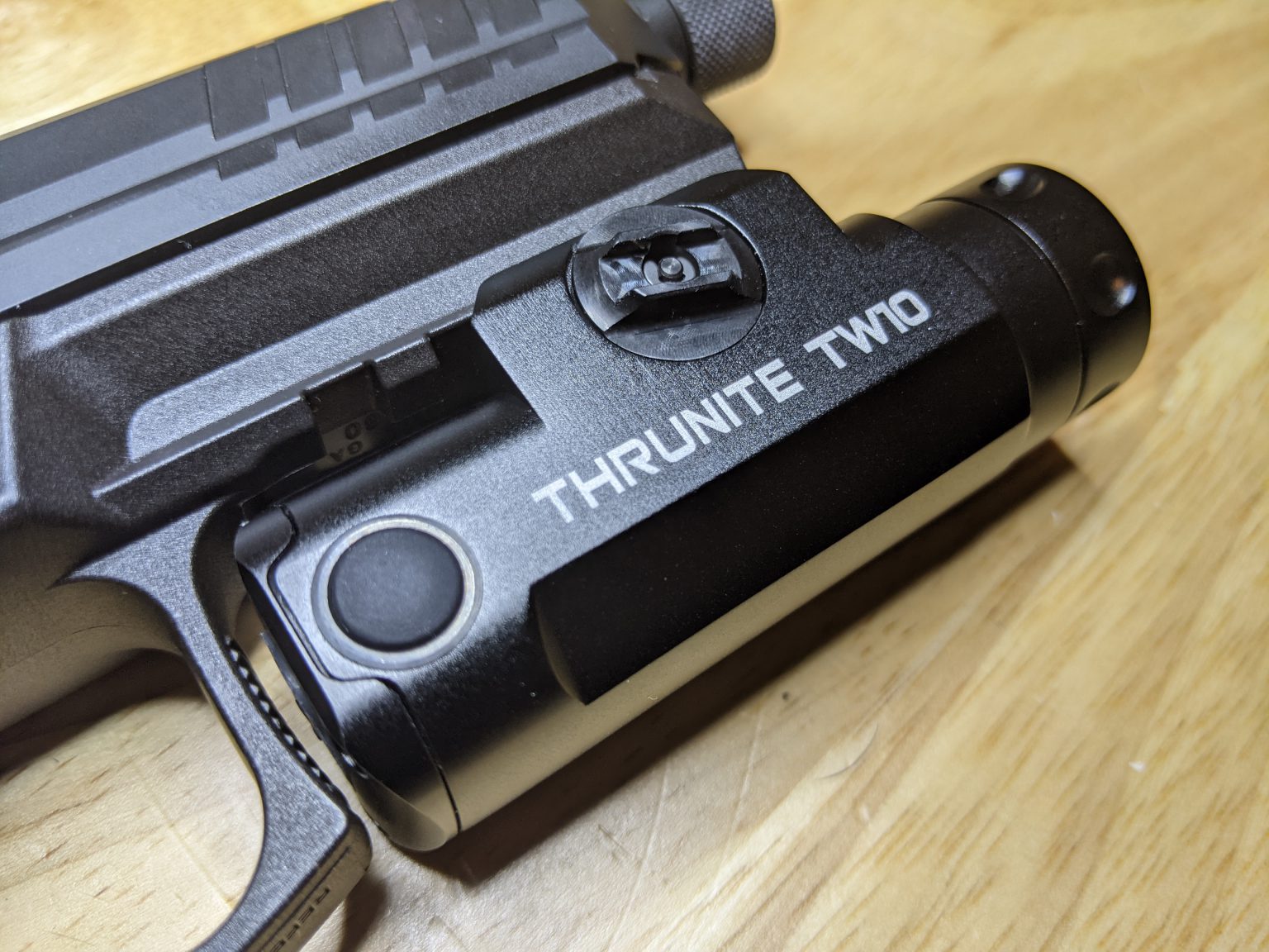 ThruNite TW10 Weaponlight review - USB-C rechargeable tactical light ...