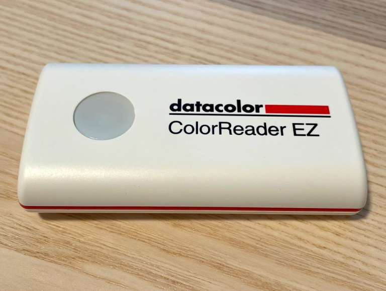 Datacolor ColorReader EZ review - Match and find paint colors in a ...