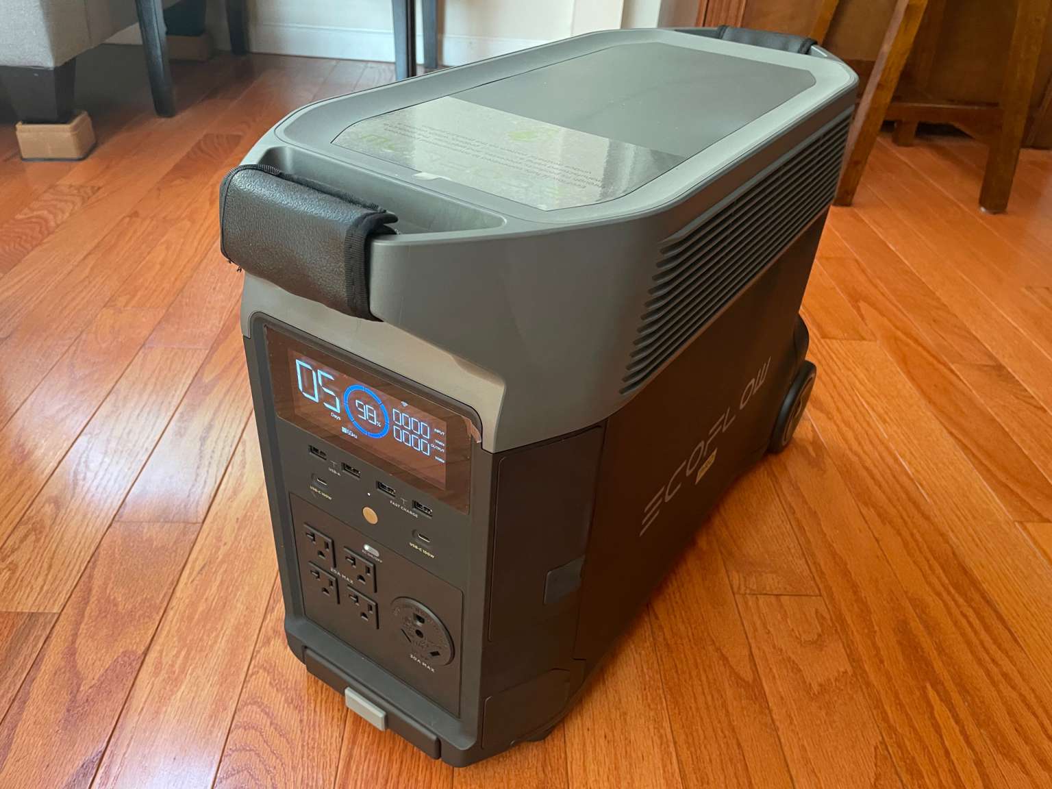 5 gadgets you need for storm and hurricane preparedness - The Gadgeteer