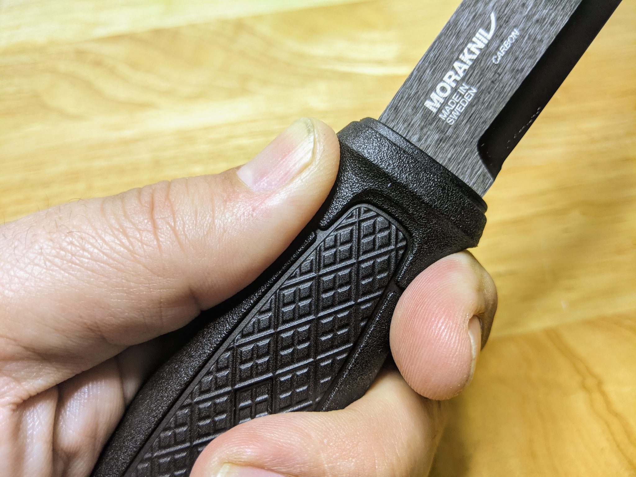 Morakniv Garberg BlackBlade Survival Kit review - Use it to fight off a ...