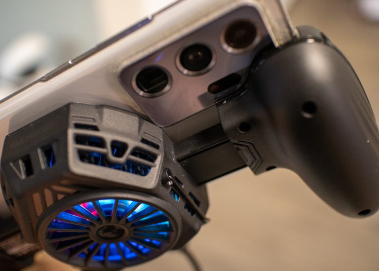 Gamesir F8 Pro Snowgon mobile cooling joystick review - for all those ...