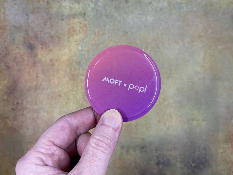 MOFT x Popl Tap-To-Connect Stand & Grip Review - storytellingco