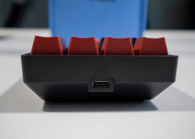 Epomaker SK21 numpad review - customizable and versatile numpad - The ...