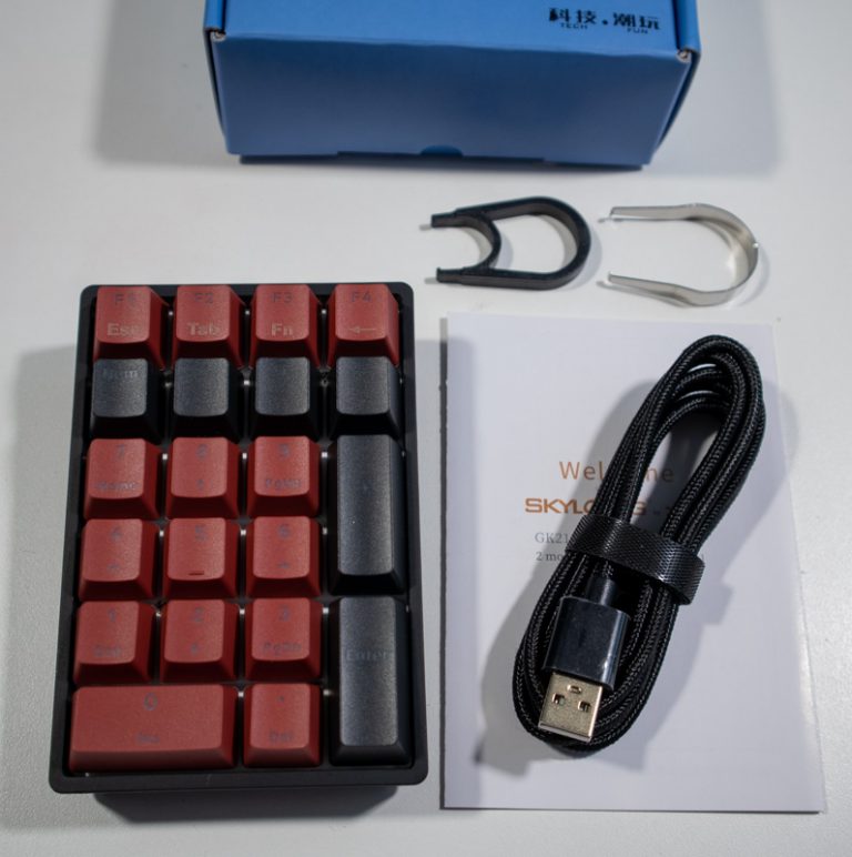 Epomaker SK21 numpad review - customizable and versatile numpad - The ...