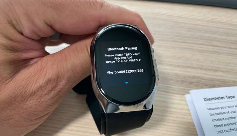 YHE BP Doctor Pro Smartwatch review - it's a blood pressure cuff on ...
