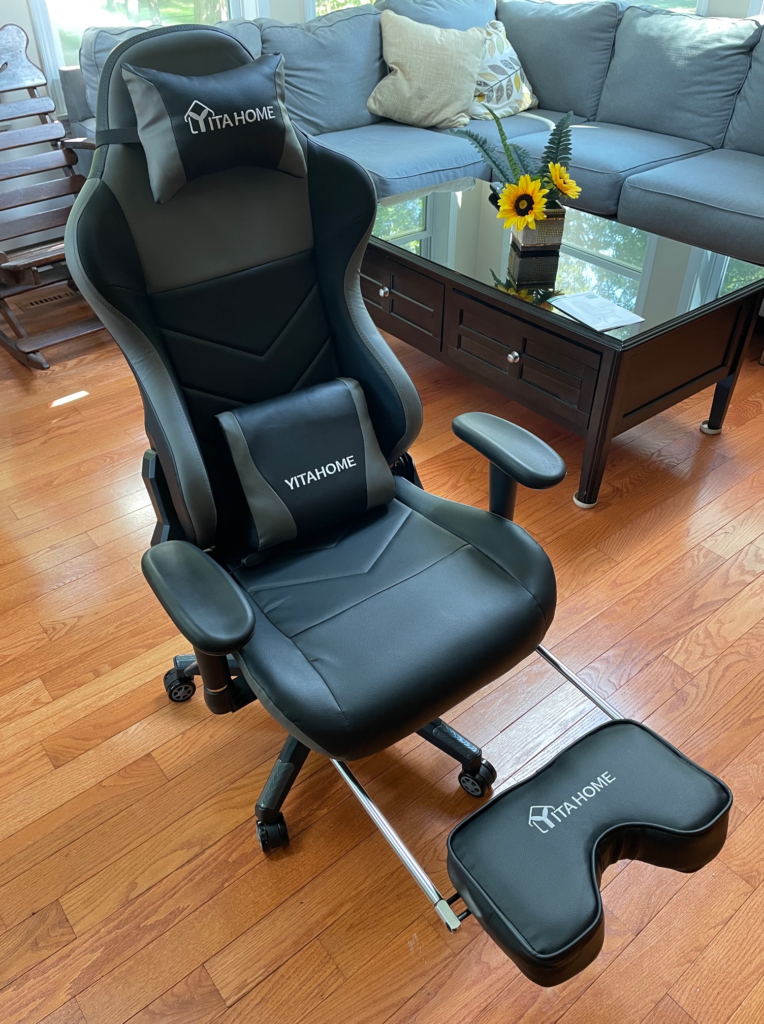 YITAHOME Supreme Massage Gaming Chair review - The Gadgeteer