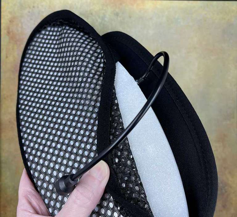 DNA Vibe Jazz Band Vibe review - Light therapy device - The Gadgeteer