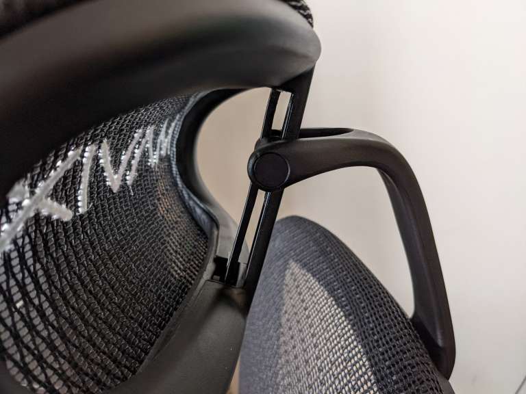 Mavix M4 Gaming Chair review - You don't always get what you pay for ...