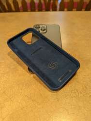 Grip2ü SILICONE iPhone 13 Pro Max case review - secure grip and ...