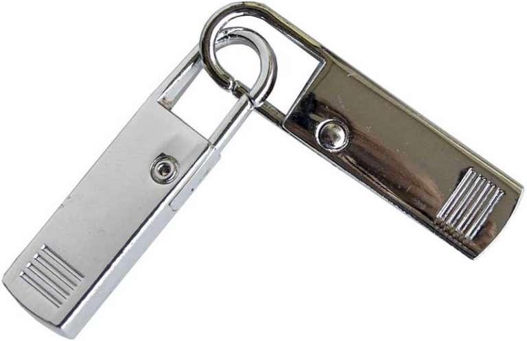 A solution for missing zipper pulls - The Gadgeteer