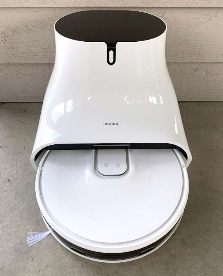 Neabot NoMo Q11 Self Emptying Robot Vacuum and Mop review - The Gadgeteer