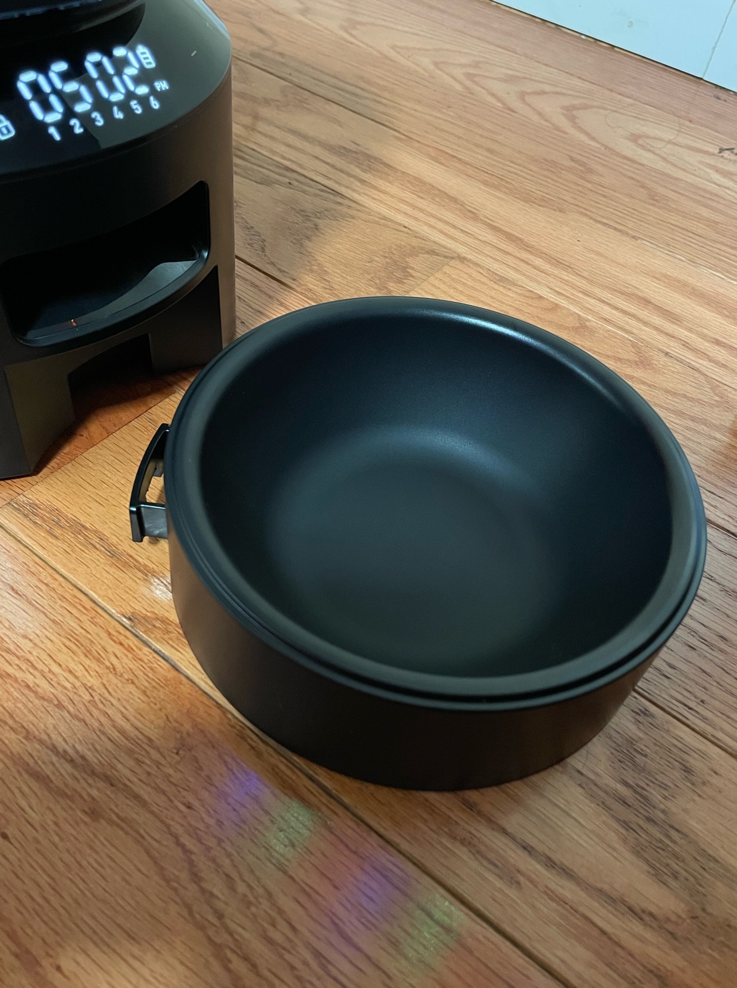 Petlibro Granary Automatic Pet Feeder review - Gadgetry for your fur ...