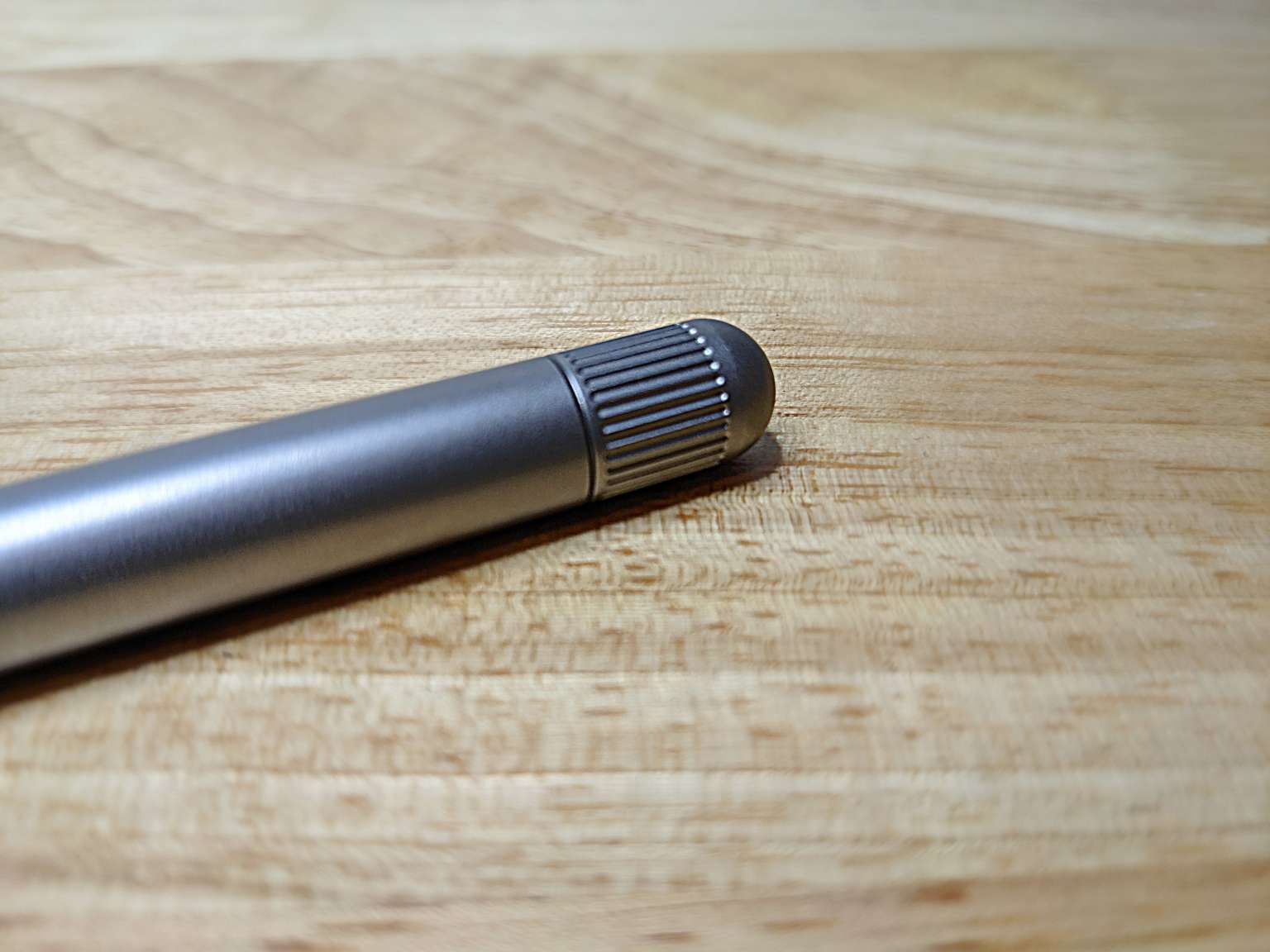 RIIND Compact and Slim Pens review - Simple tools with advanced designs ...