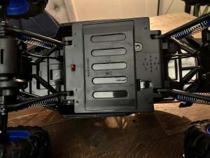 DEERC DE60 Large 1:8 Scale Upgraded Remote Control Truck review - The ...