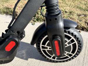 MICROGO M5 Electric Scooter review - The Gadgeteer