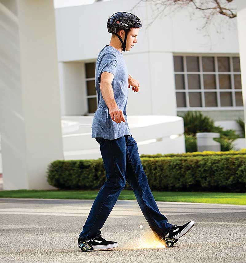 Forget about hoverboards and scooters and check out these heel skates ...