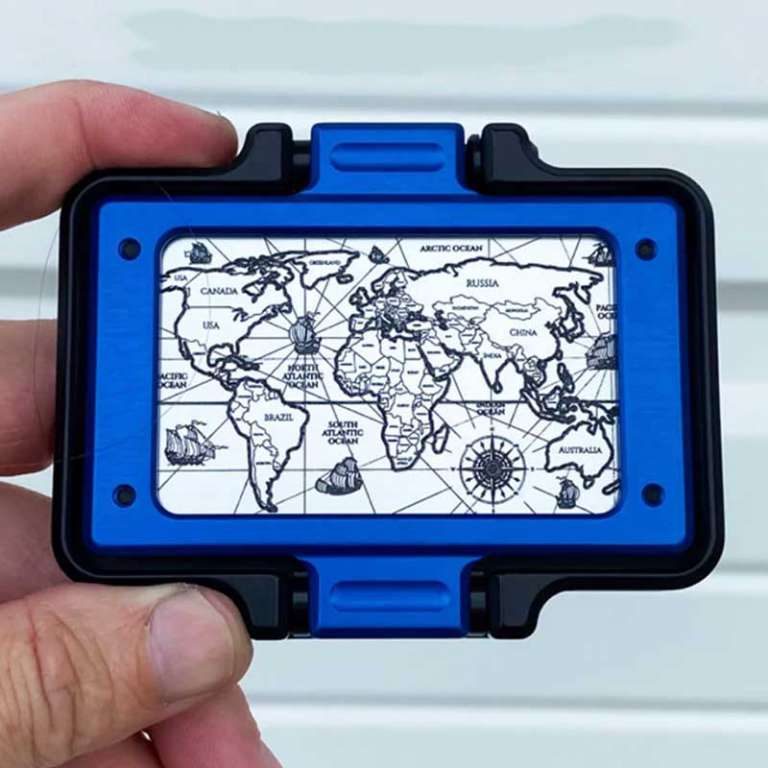 Scudo wallets allow you to switch up the look in a snap - The Gadgeteer