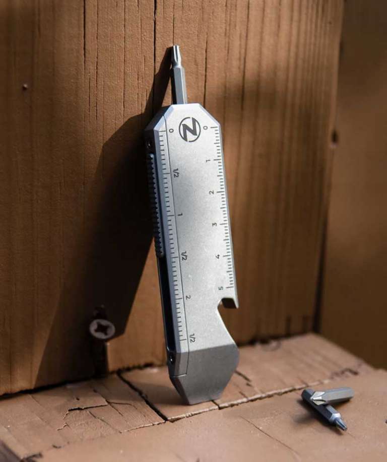 You won't let anyone pry this multi-tool pry-bar from your pocket ...