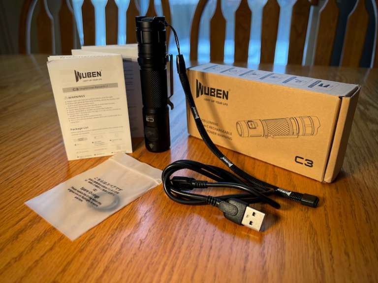 Wuben C3 flashlight review – can it compete with more expensive EDC ...